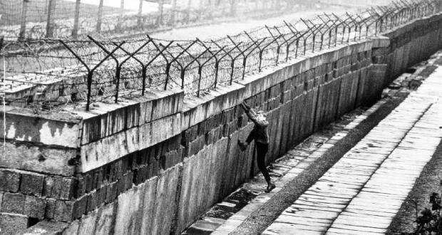 Muro di Berlino, 1961: la Germania divisa in due - Metropolitan Magazine