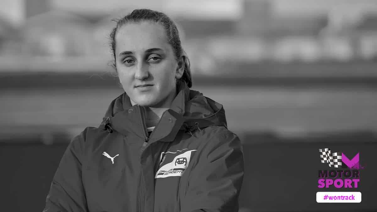 Maya Weug: la prima pilota donna del Ferrari Driver Academy ...