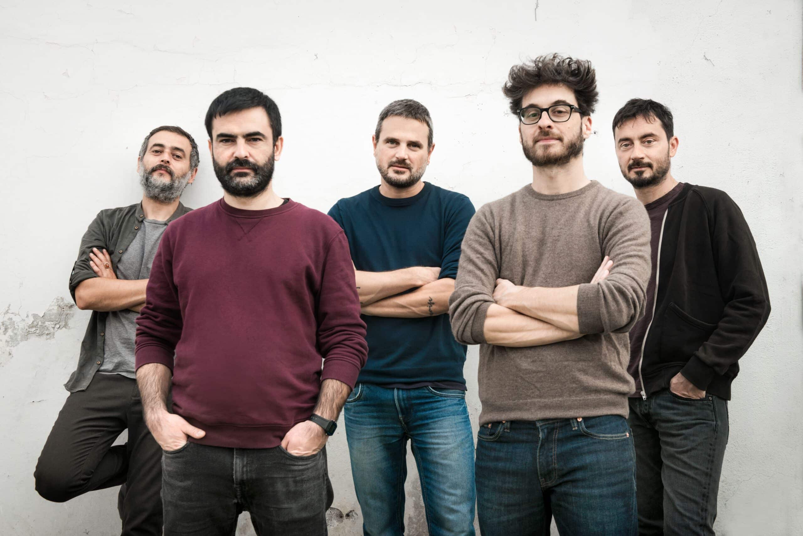 I Mokadelic sono gli autori della colonna sonora del film "The Shift"