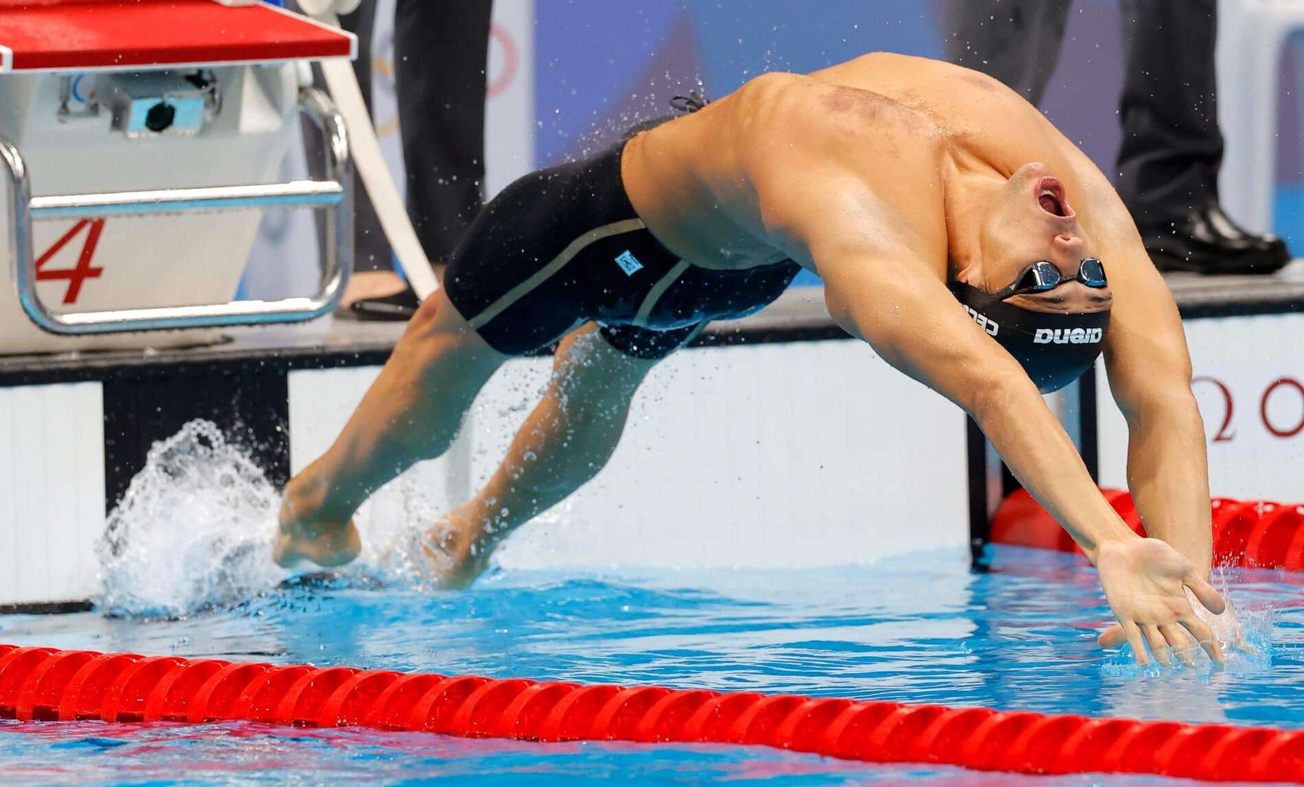 Thomas Ceccon, la grande vittoria celebrata anche all'estero