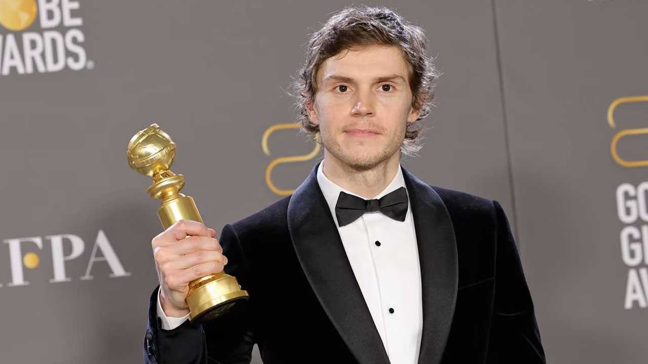 Golden Globe: la madre di una vittima di Dahmer contro la vittoria di ...