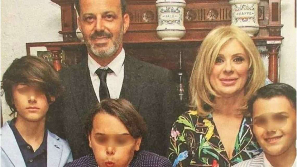 Tina Cipollari ha tre figli: chi sono Mattias, Francesco e Gianluca e l ...