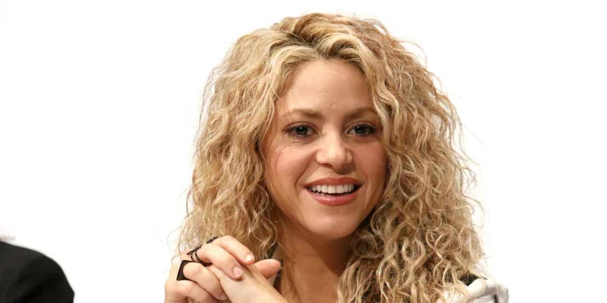 Shakira, le accuse shock da un 30enne: "Sono il suo figlio segreto ...